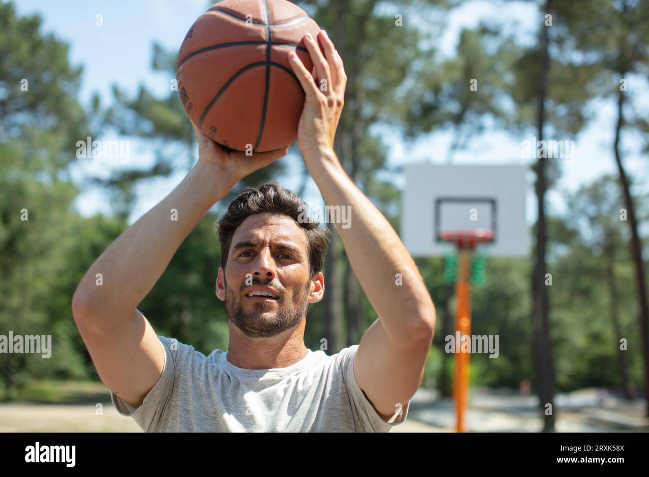 Basketball drills hi-res stock photography and images - Alamy