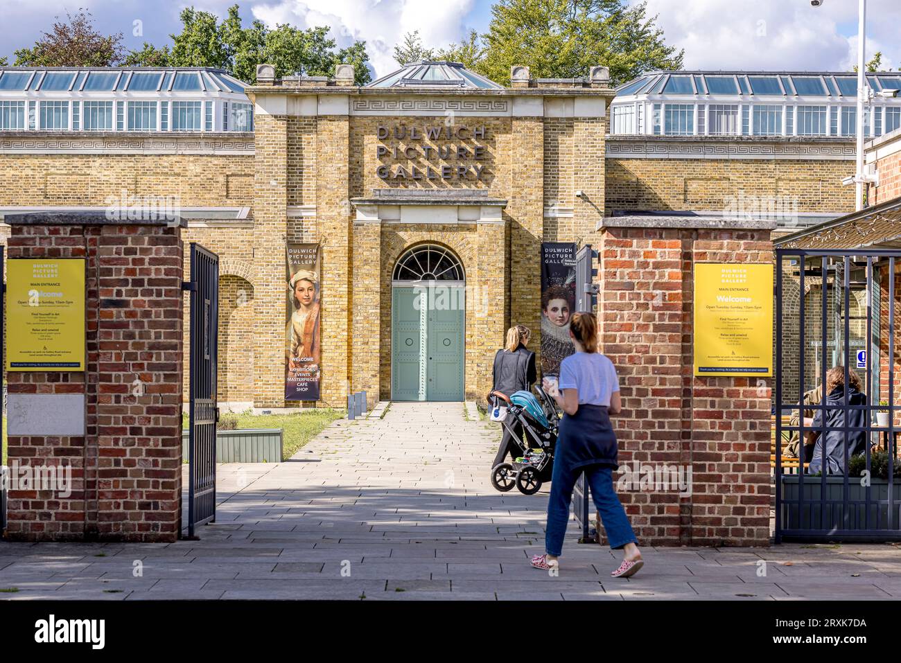 Dulwich Village, London, England, UK Stock Photo - Alamy