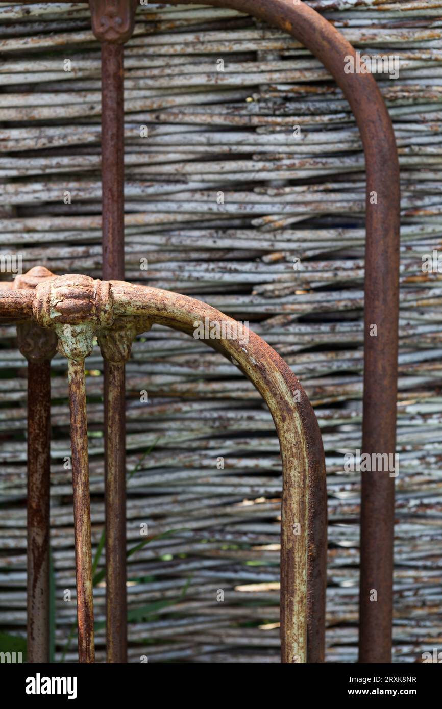 Rusty bed frame hi-res stock photography and images - Alamy