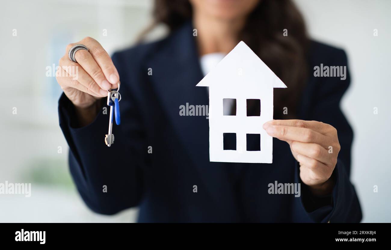 Real estate purchase house hi-res stock photography and images - Alamy