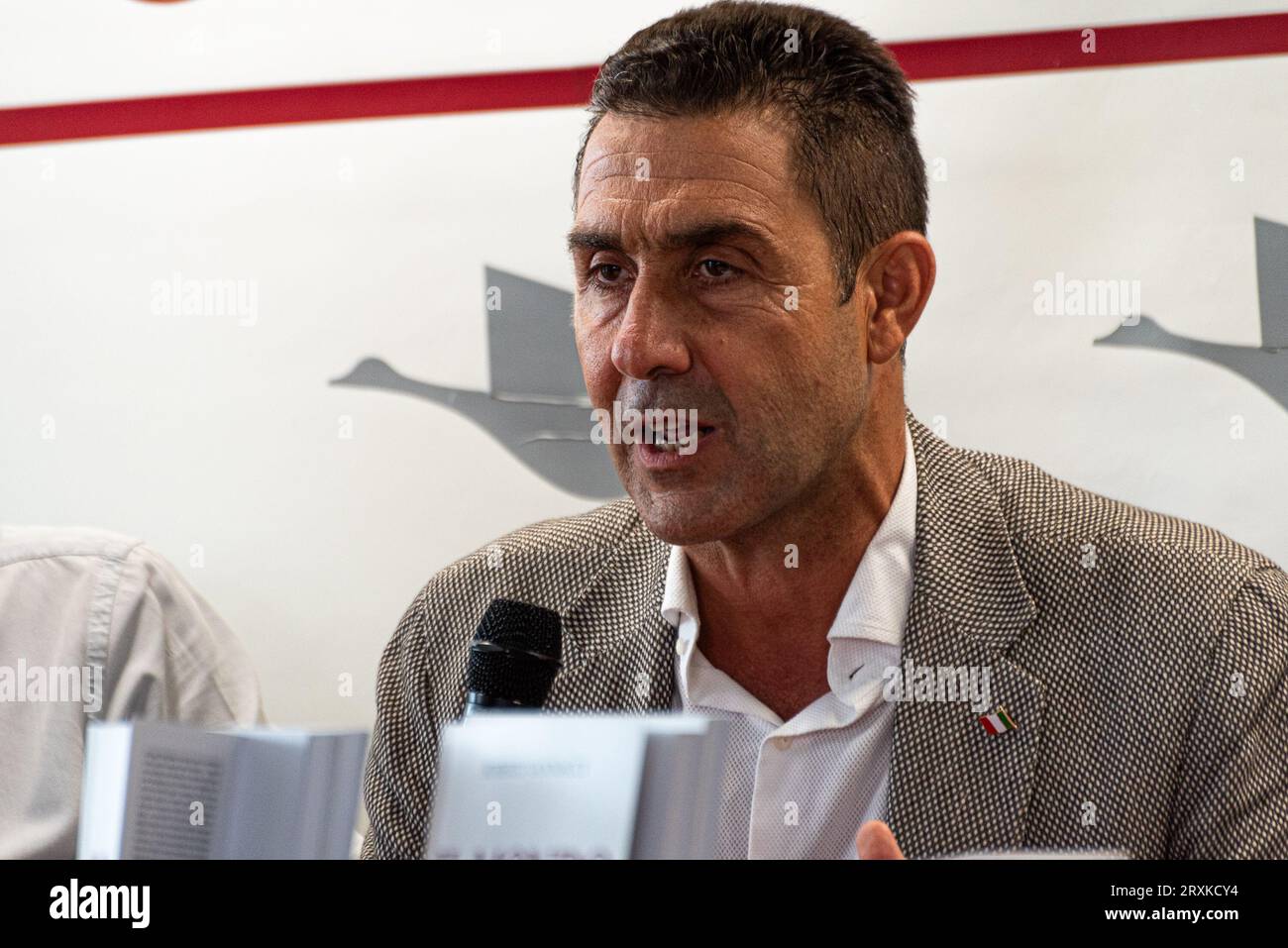 Vincenzo nuzzolese photographer hi-res stock photography and images - Alamy