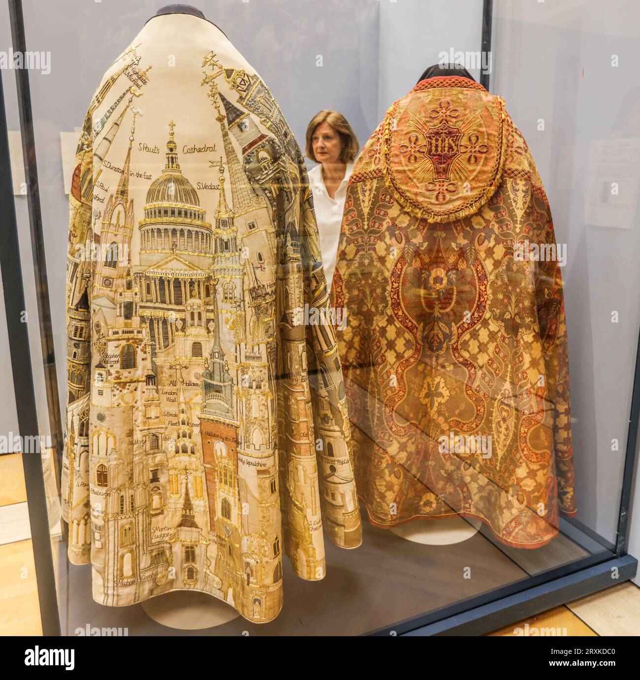 London, UK. 26th Sep, 2023. Treasures of Gold and Silver Wire ...