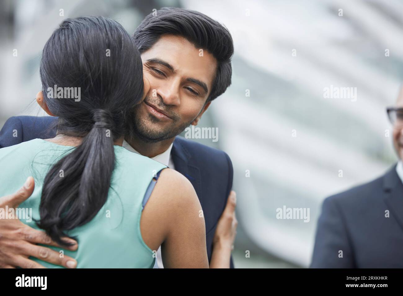 Kiss on cheek greeting hi-res stock photography and images - Alamy