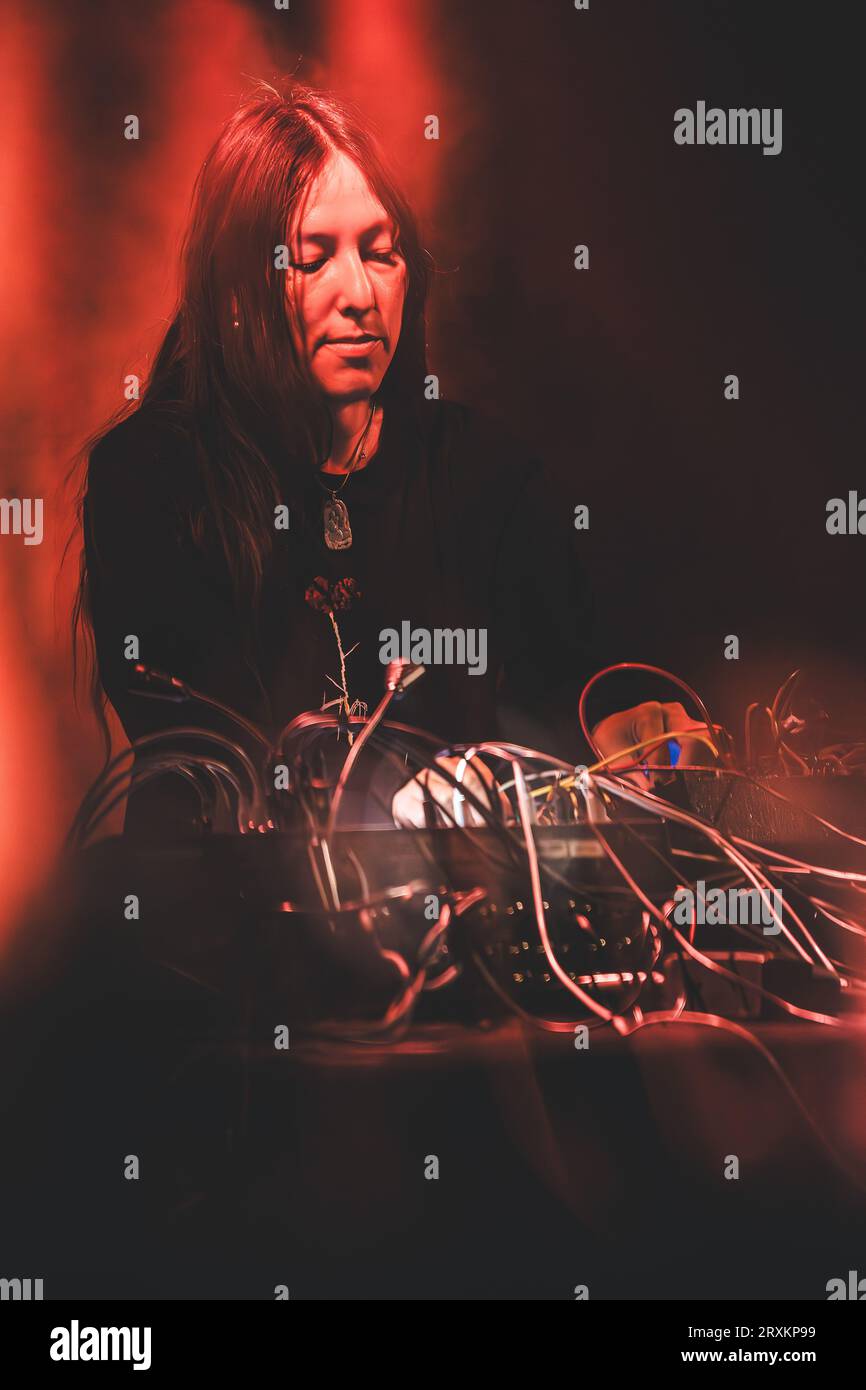 Nicky mao hi-res stock photography and images - Alamy