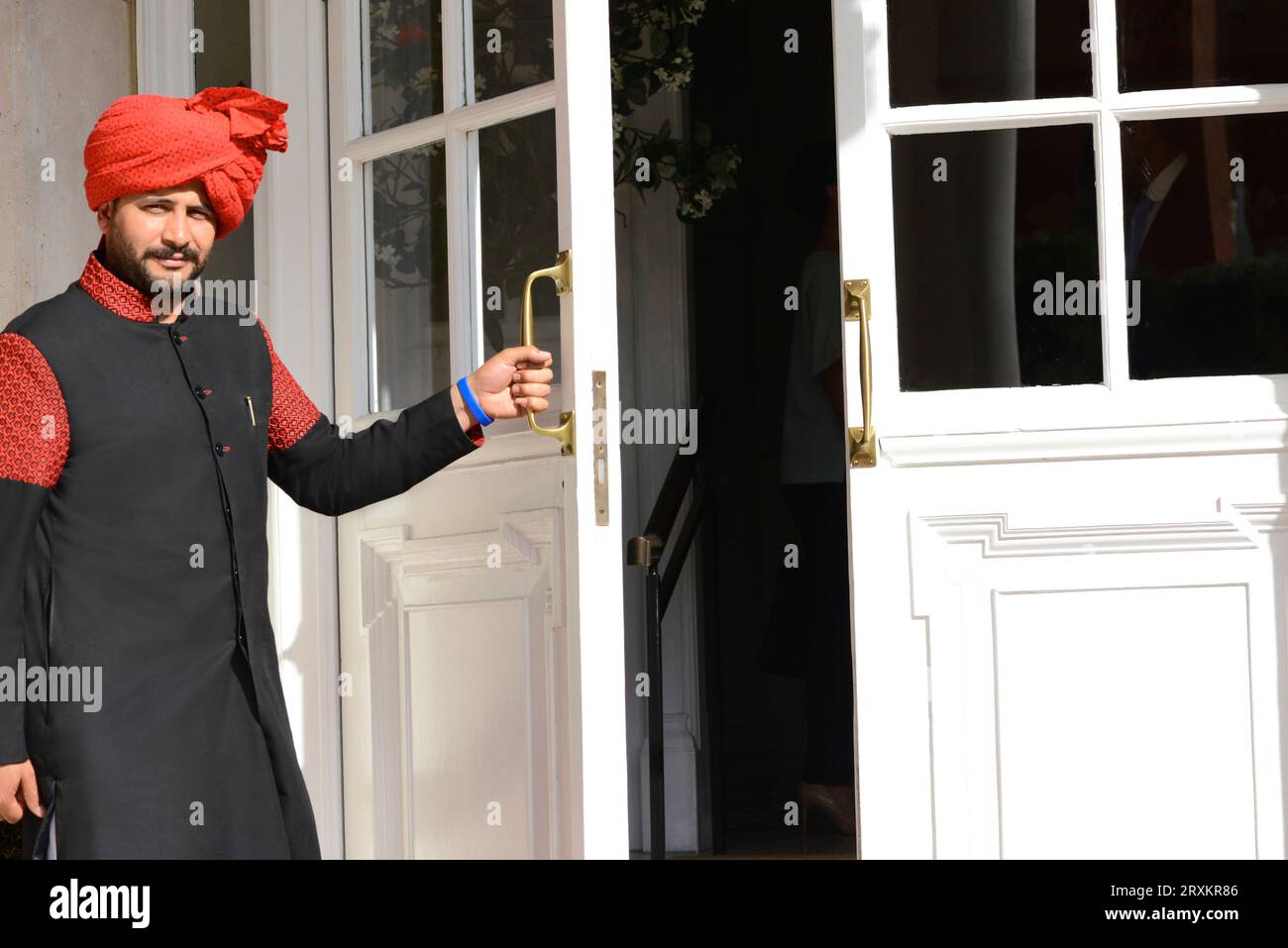 Hotel concierge door hi-res stock photography and images - Alamy