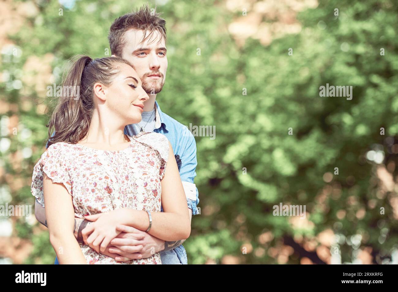Girlfriends arm in arm hi-res stock photography and images - Alamy