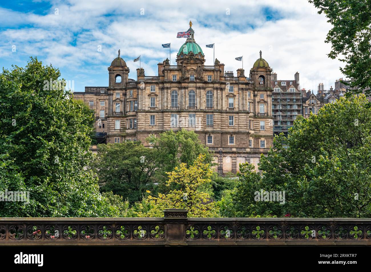 Monumental buildings in the historic center of Edinburgh, Scotland, UK ...