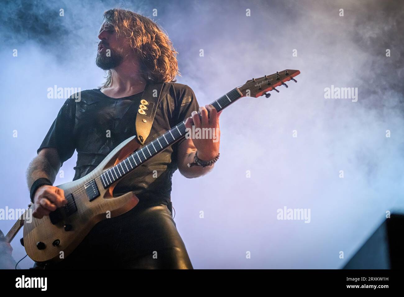 Within temptation guitarist hi-res stock photography and images - Alamy