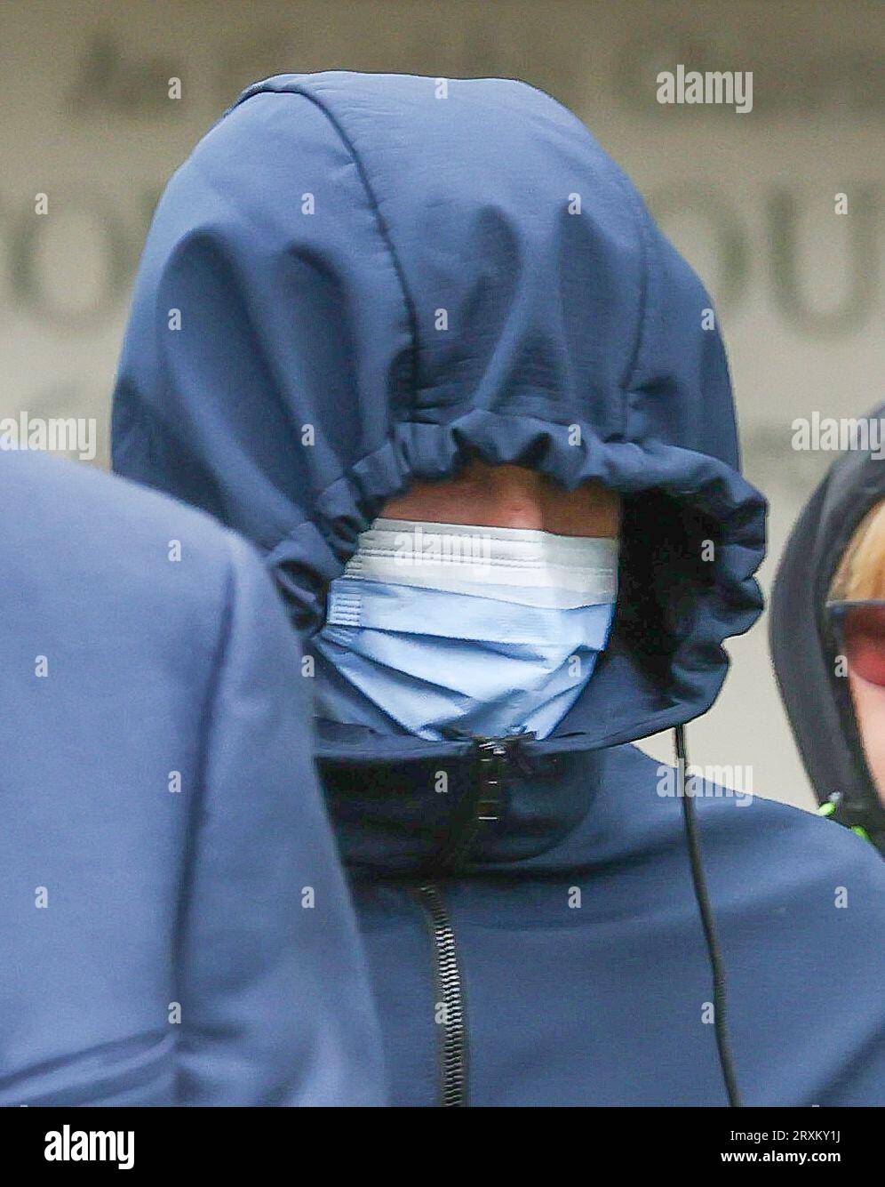 Sergee Kelly leaving Carrick-On-Shannon Courthouse after being released ...