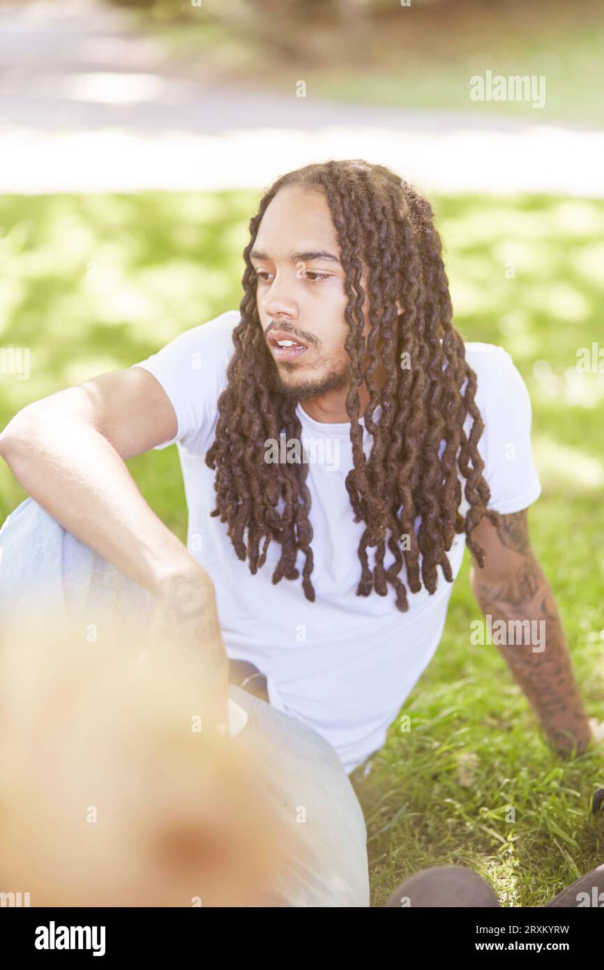 Yougn man hi-res stock photography and images - Alamy