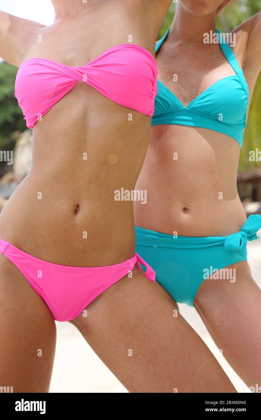 Females bikinis hi-res stock photography and images - Alamy