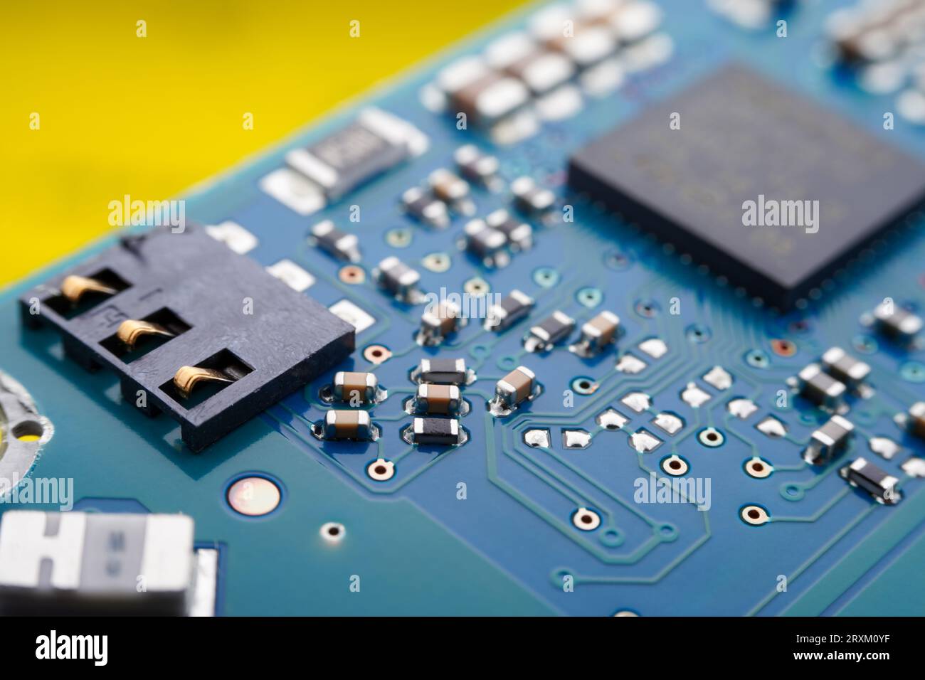 Internal structure of mobile hard drive Stock Photo - Alamy