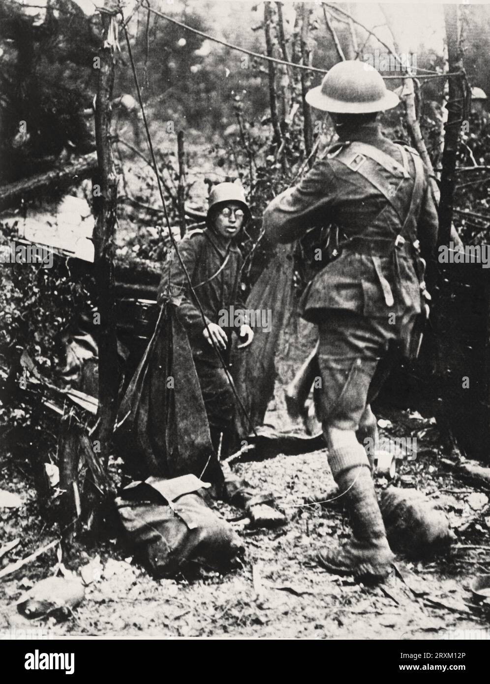 German soldier surrendering to a Scottish soldier - Extract from " L ...