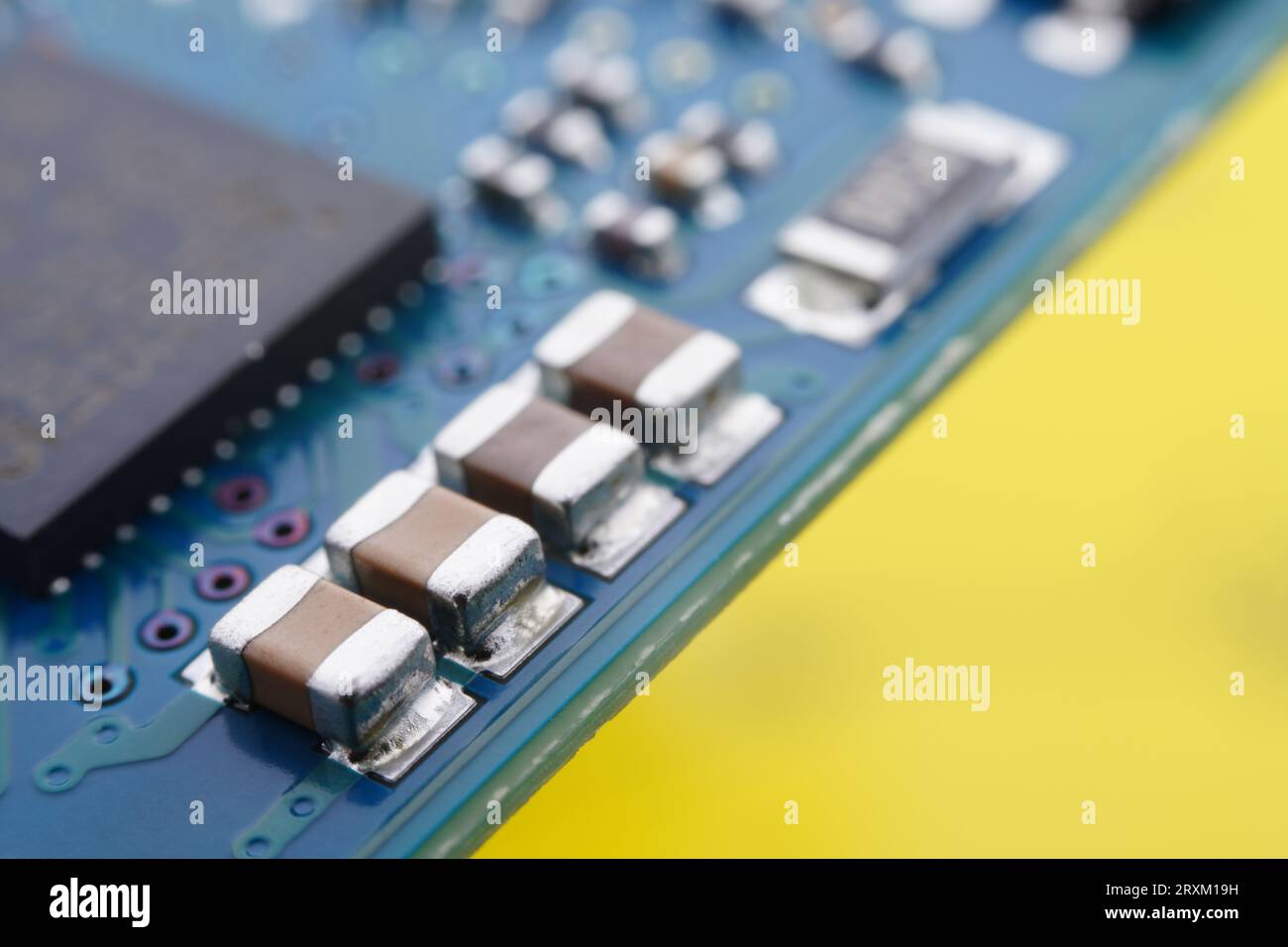 Internal structure of mobile hard drive Stock Photo - Alamy