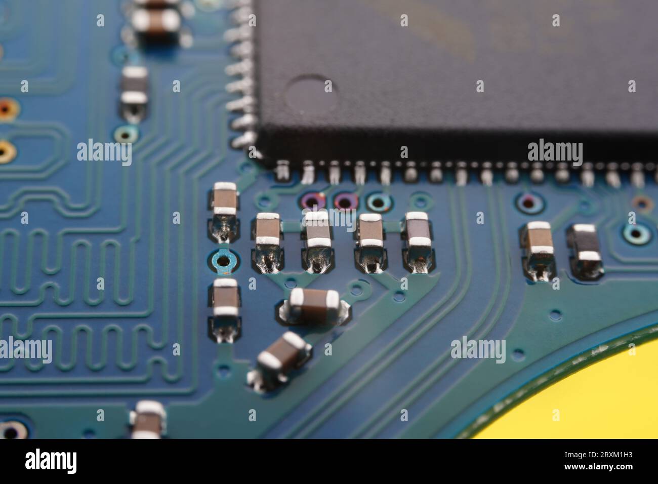 Internal structure of mobile hard drive Stock Photo - Alamy