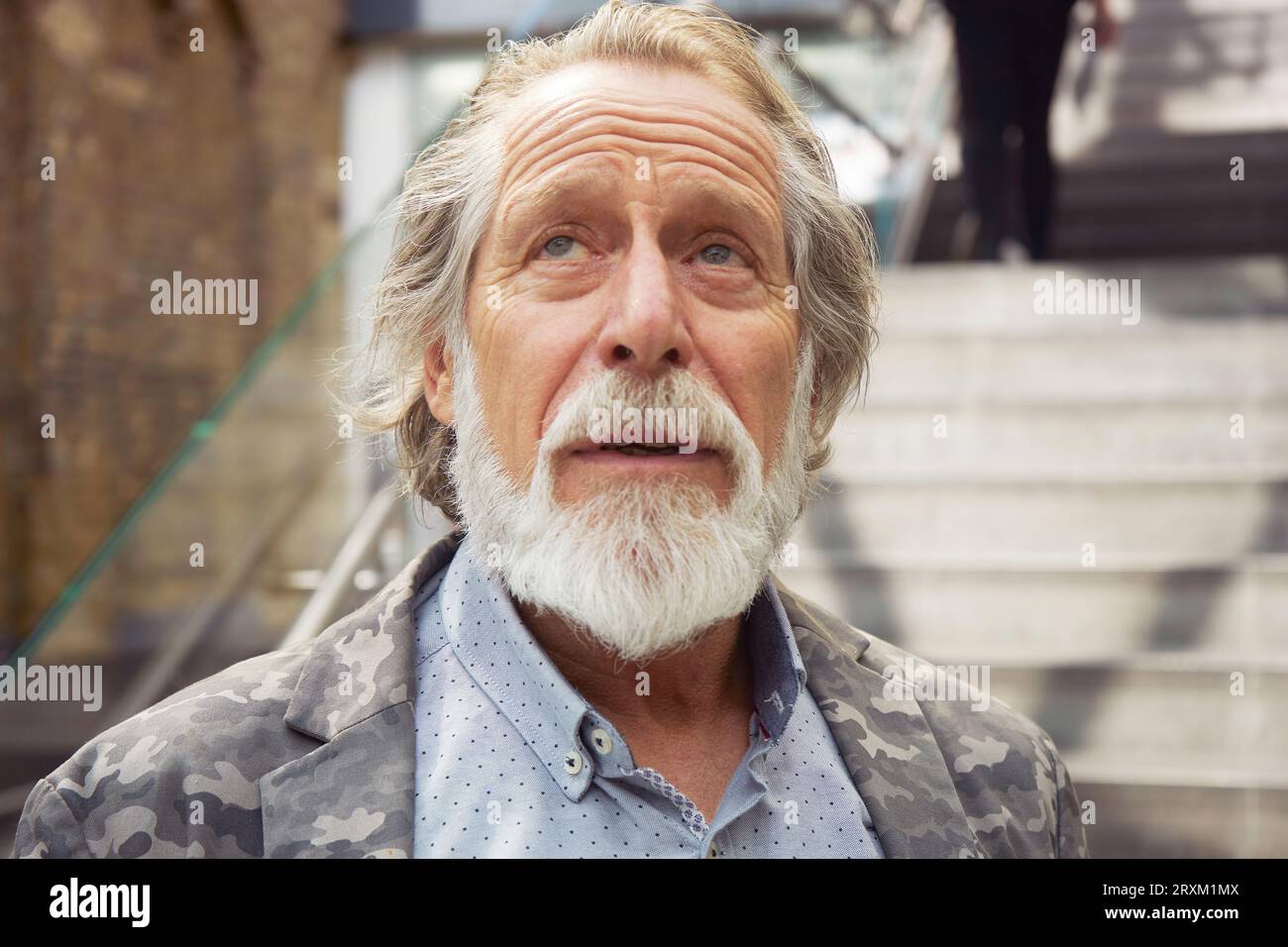 Elderly senior looking stairs hi-res stock photography and images - Alamy