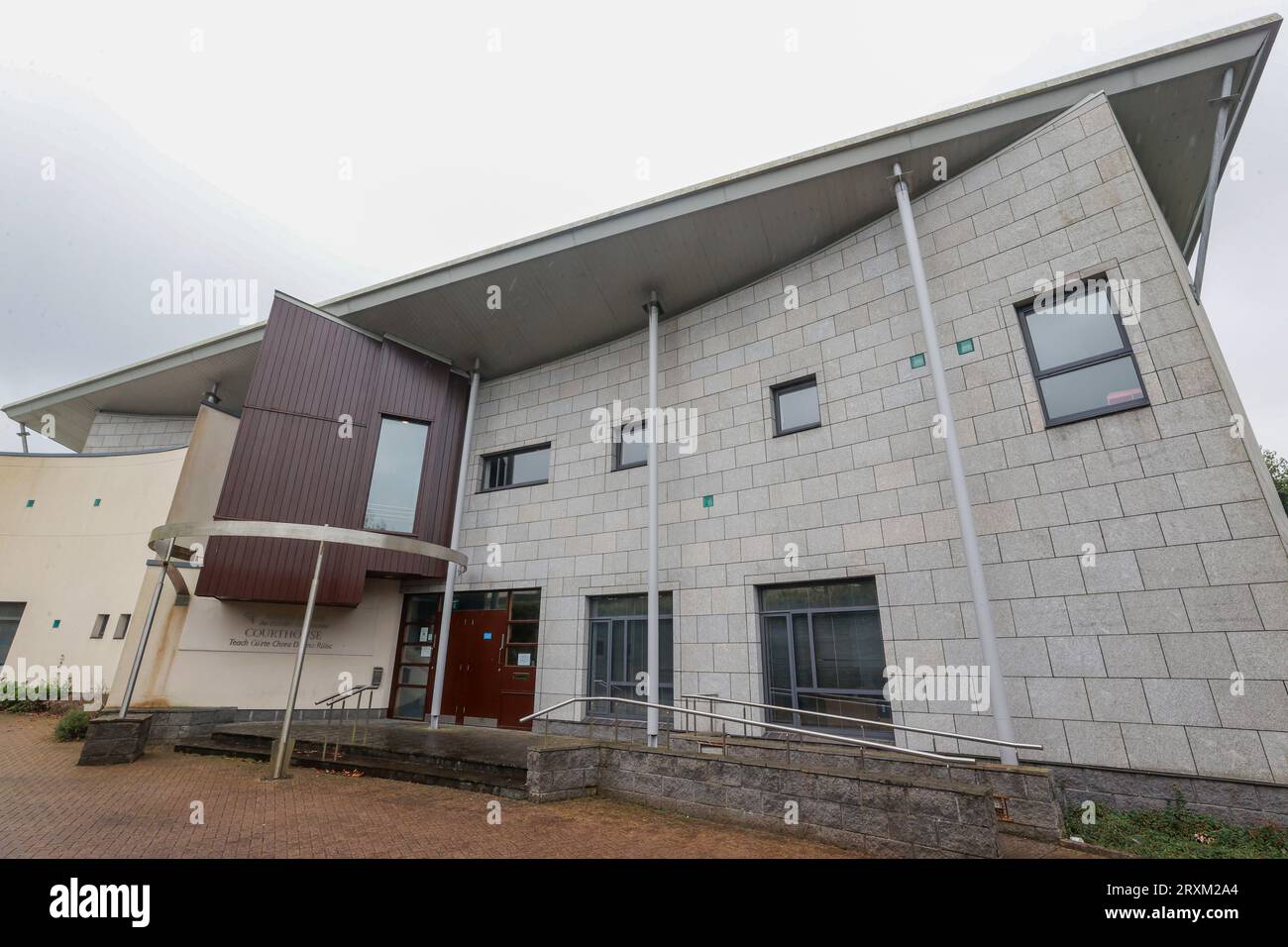 Carrick-On-Shannon Courthouse, where Sergee Kelly left after being ...