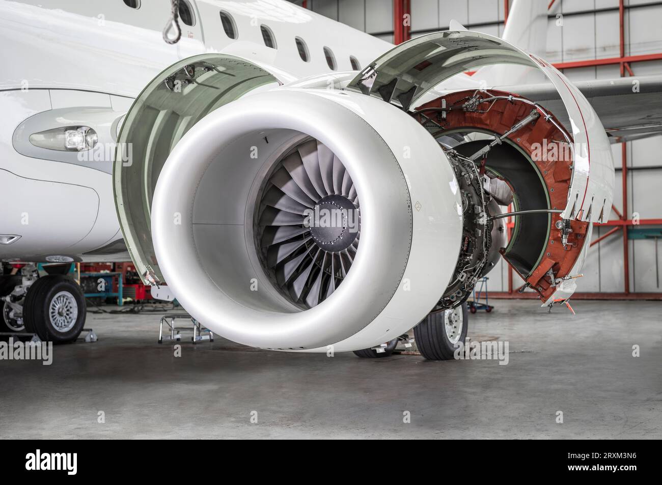 Airplanes no one to travel hi-res stock photography and images - Alamy