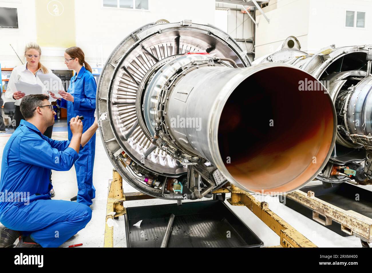 Jet engine woman hi-res stock photography and images - Alamy