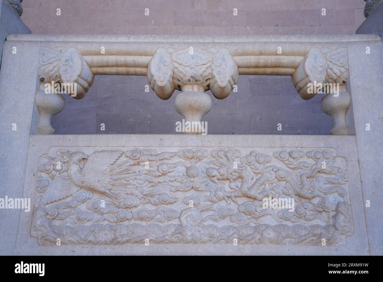 Exquisite Chinese ancient railing sculpture architectural landscape ...