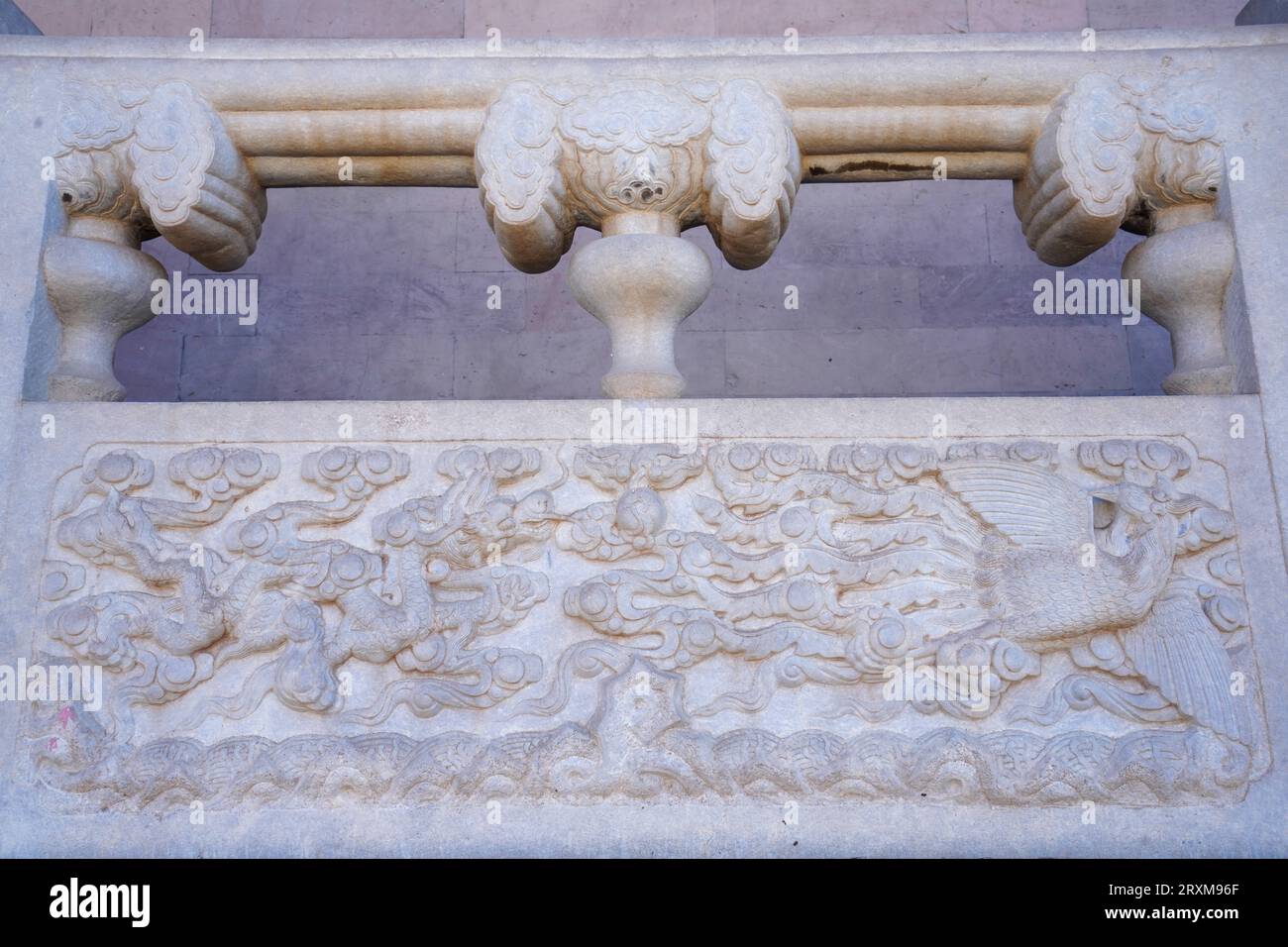 Exquisite Chinese ancient railing sculpture architectural landscape ...