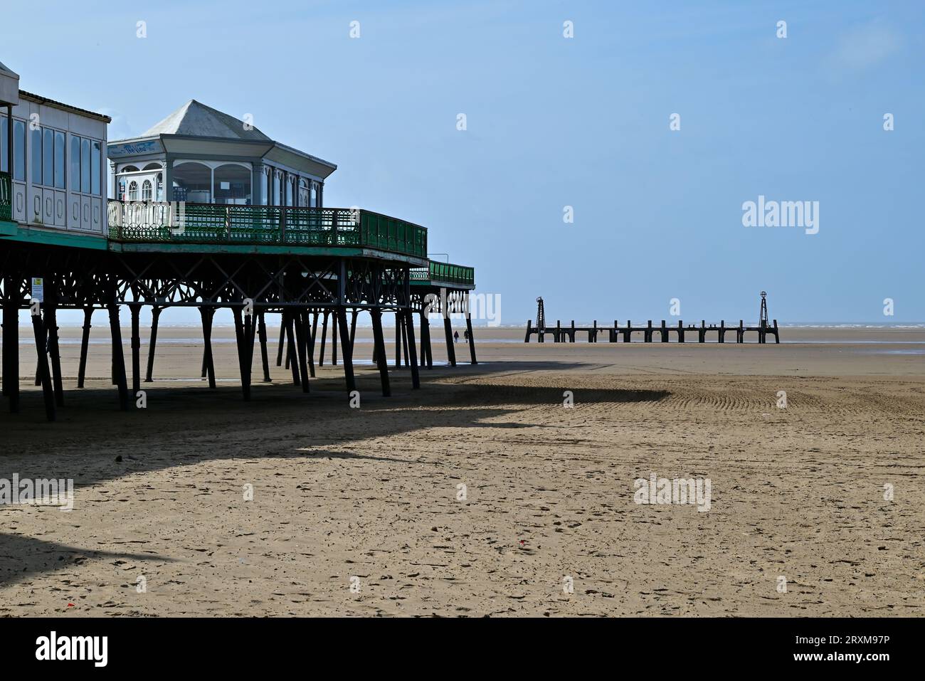 Around the UK - St Anne's Pier - Victorian era pleasure pier Stock ...