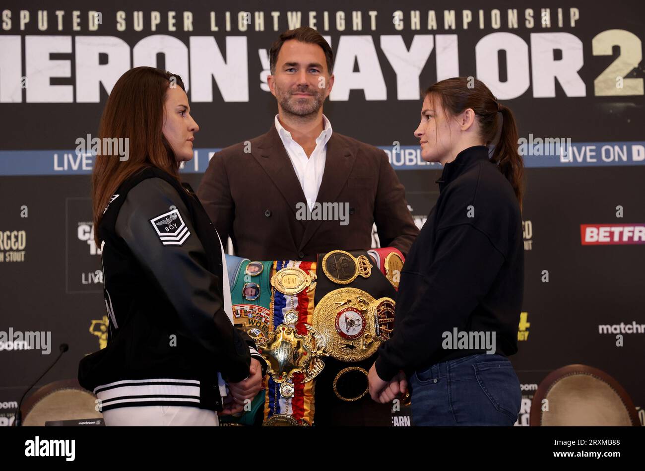 Taylor v cameron boxing hi-res stock photography and images - Alamy