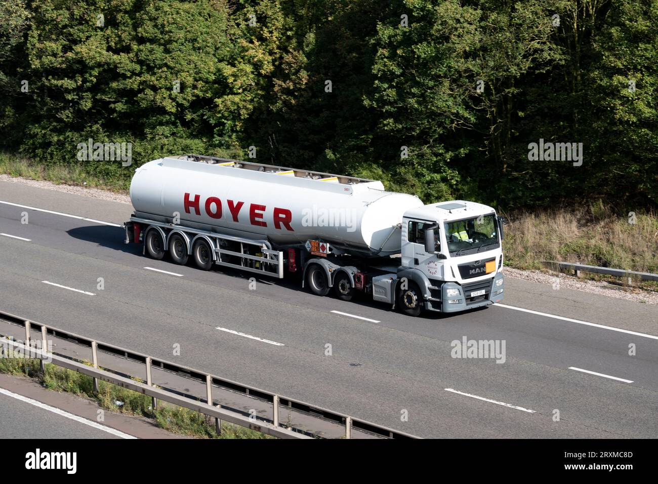 Tanker lorry truck on motorway hi-res stock photography and images - Alamy