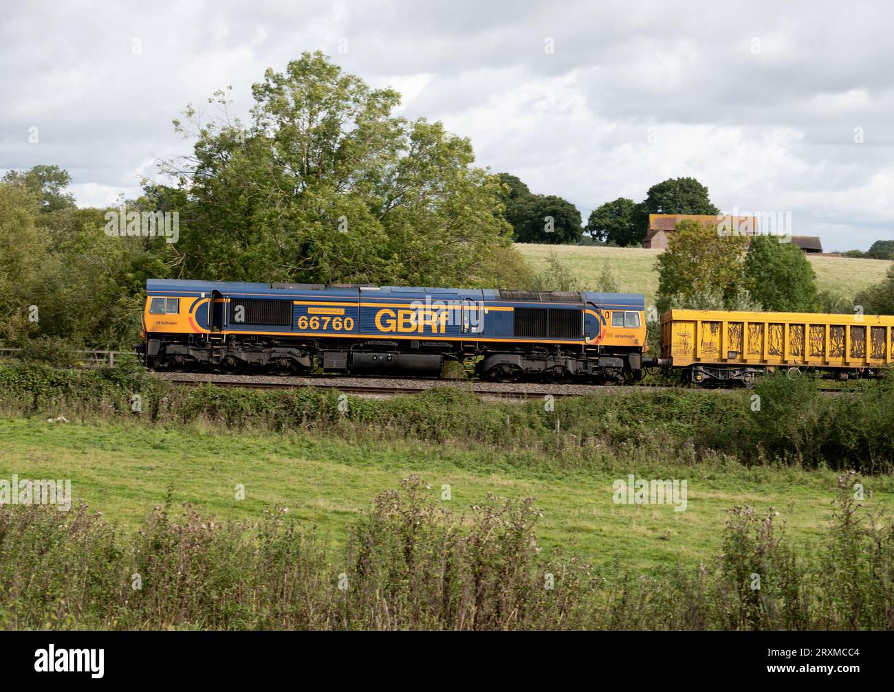 GBRf class 66 diesel locomotive No. 66760 "David Gordon Harris" pulling ...