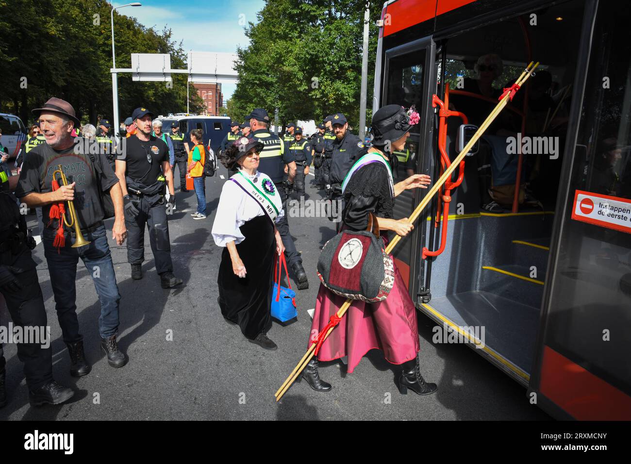 The Hague,The Netherlands,26th september,2023.Extinction rebellion ...