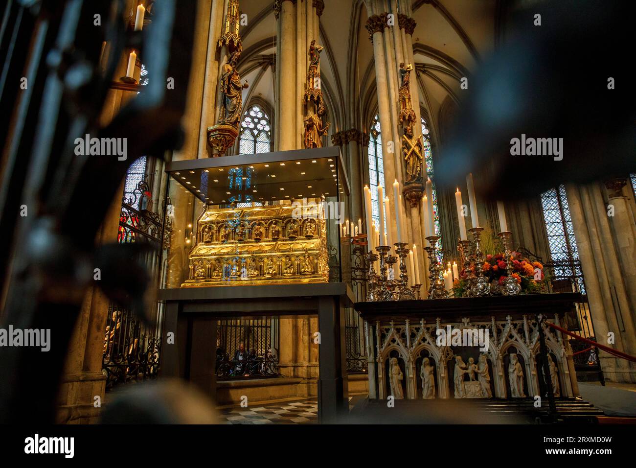 Shrine of the Three Kings in the cathedral, in front of it the high ...