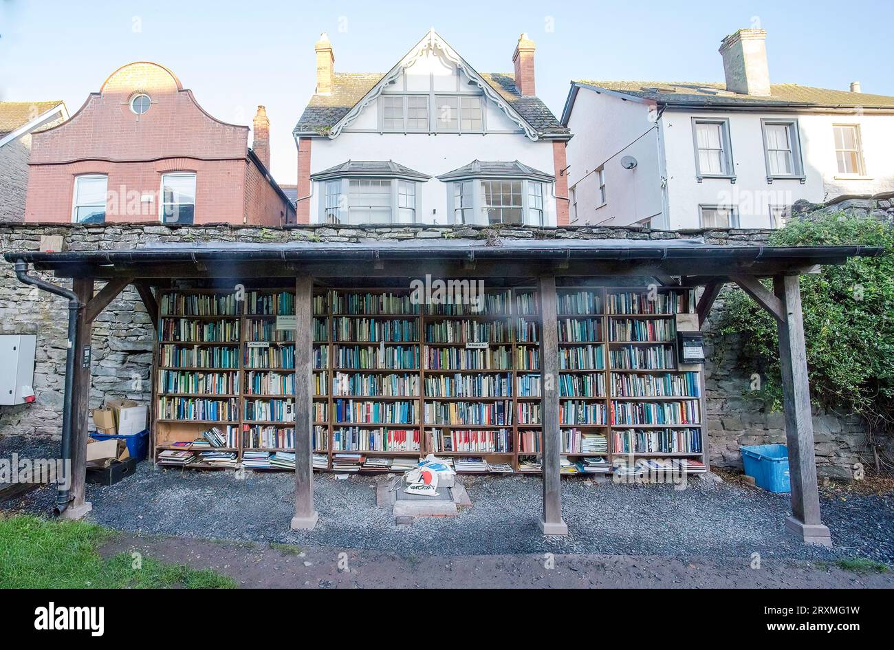 Books available hi-res stock photography and images - Alamy