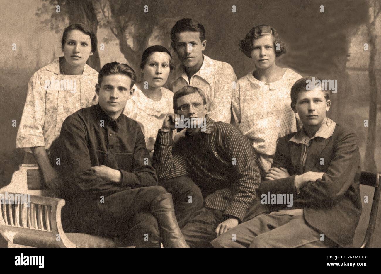 Retro photo of a group of people. Vintage Photo from 1919 with original ...