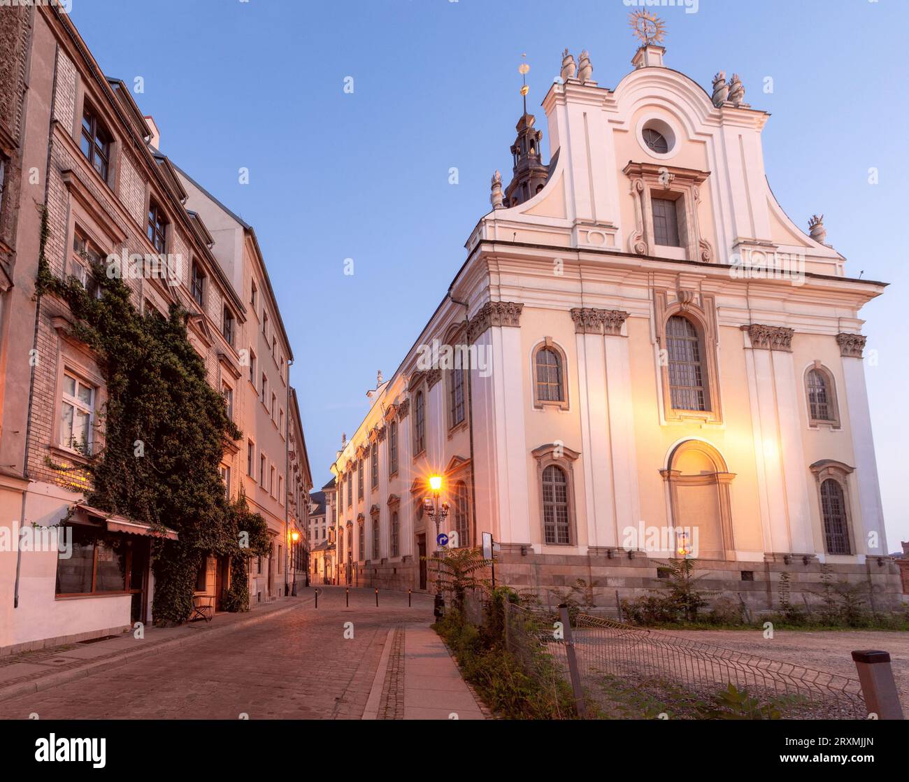 University Square in Wroclaw at dawn Stock Photo - Alamy