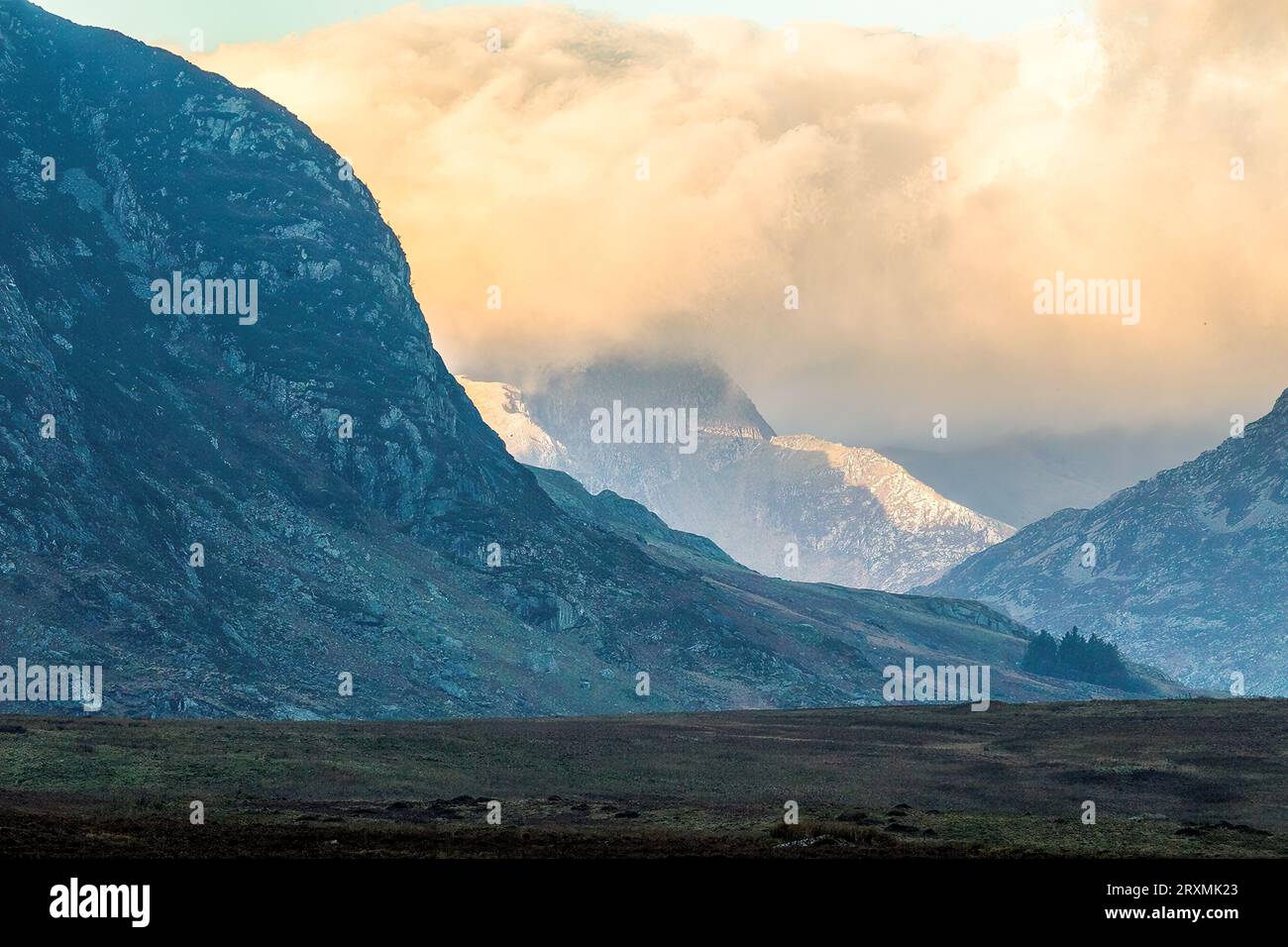 An uninviting valley Stock Photo - Alamy