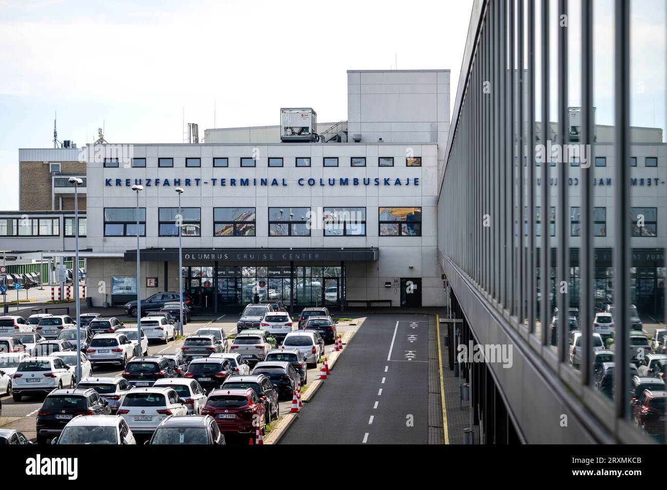 Bremerhaven, Germany. 26th Sep, 2023. View of the Bremerhaven cruise ...