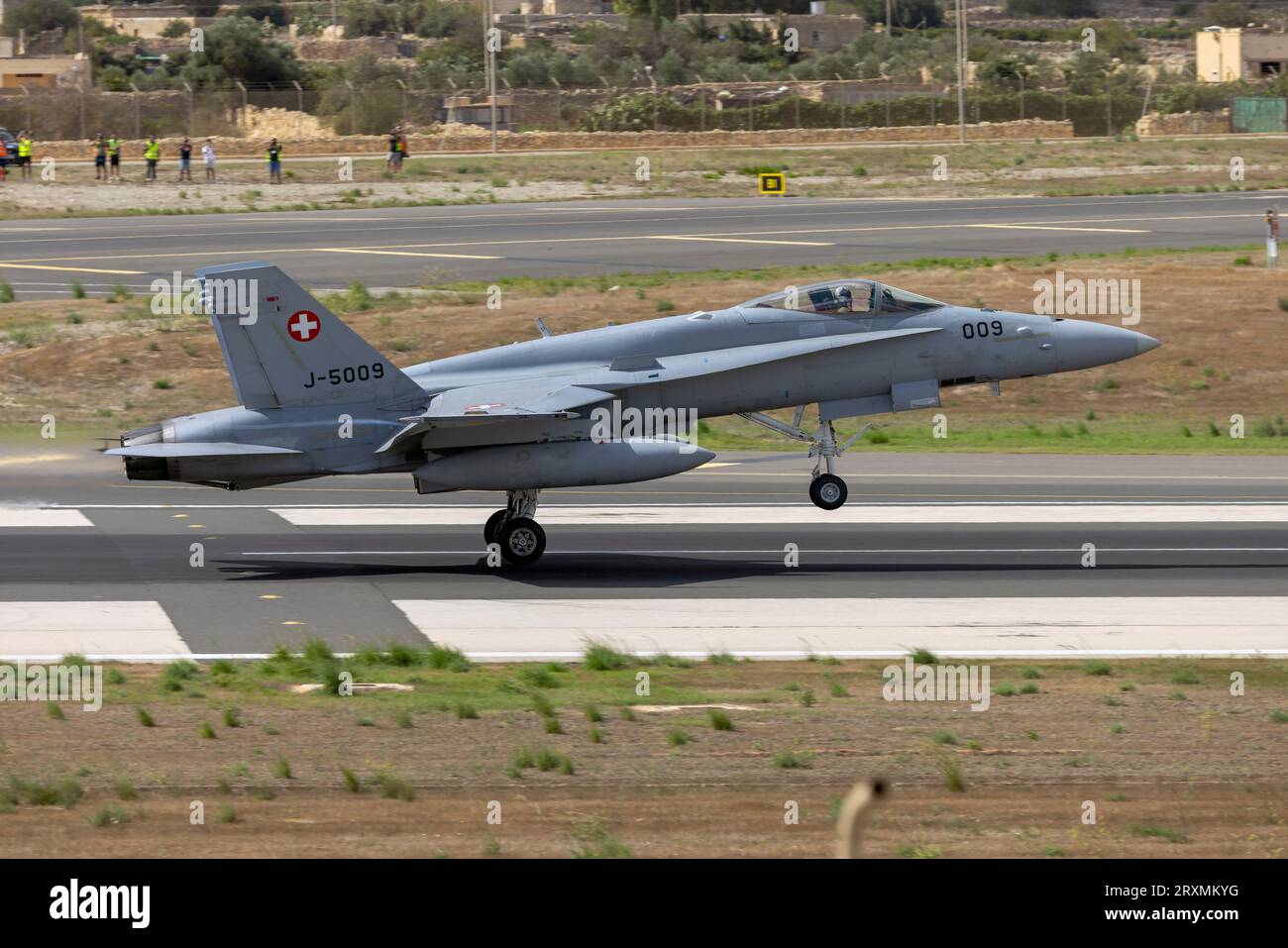 Swiss Air Force McDonnell Douglas FA-18C Hornet (Reg.: J-5009 ...