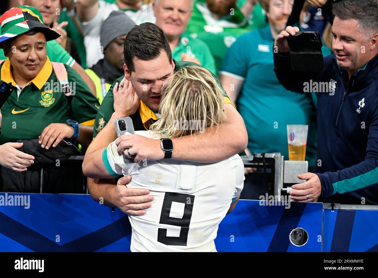 Paris, France. 23rd Sep, 2023. Francois Faf de Klerk with RSA fans ...