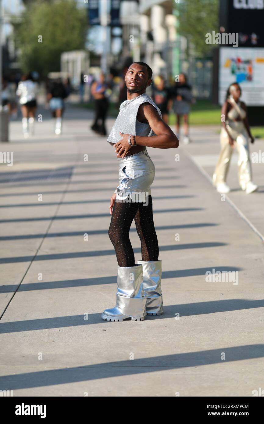 Concertgoer culture hi-res stock photography and images - Alamy