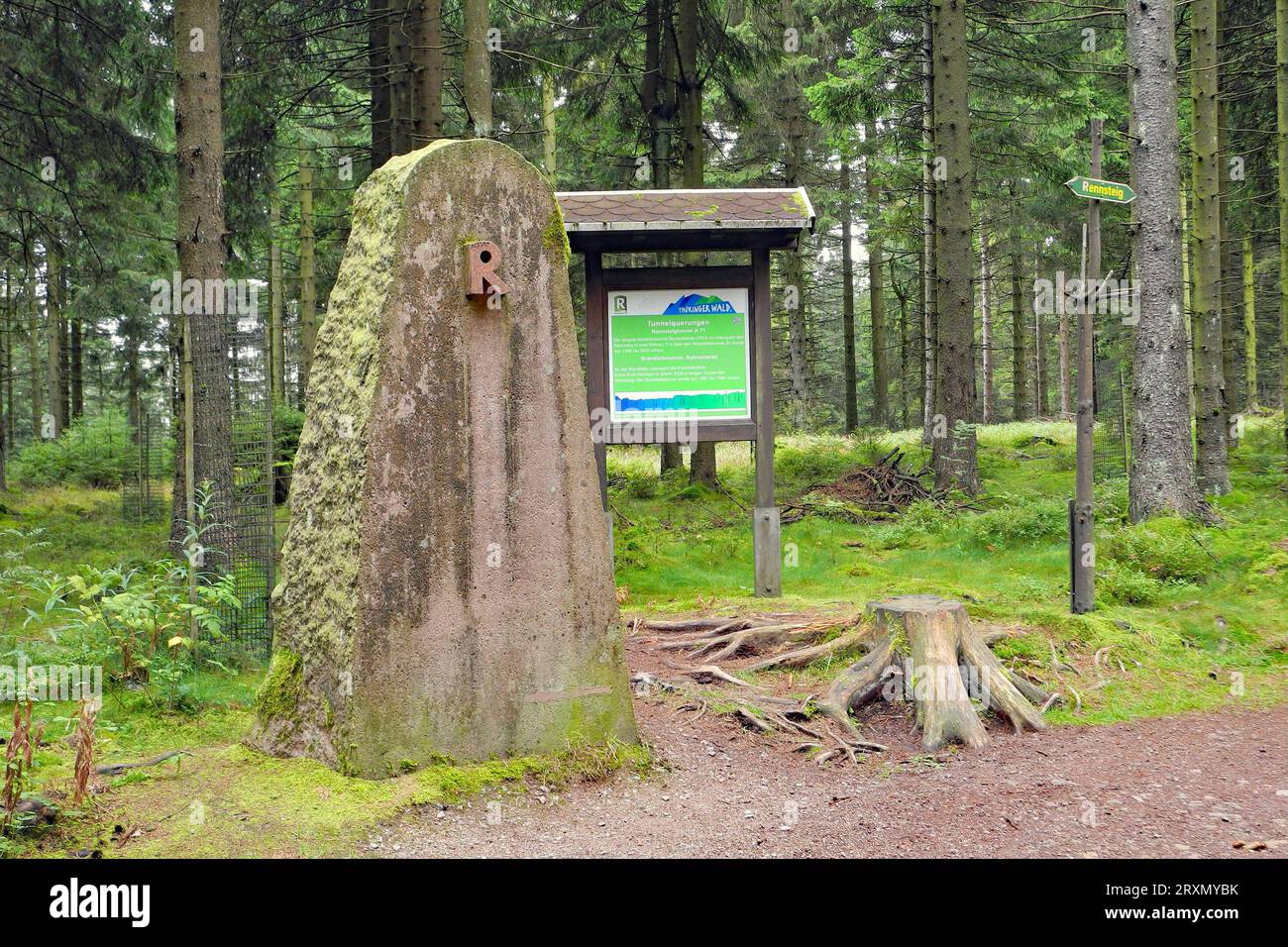 Rennsteig-Denkmal Tunnelquerungen *** Rennsteig monument tunnel ...