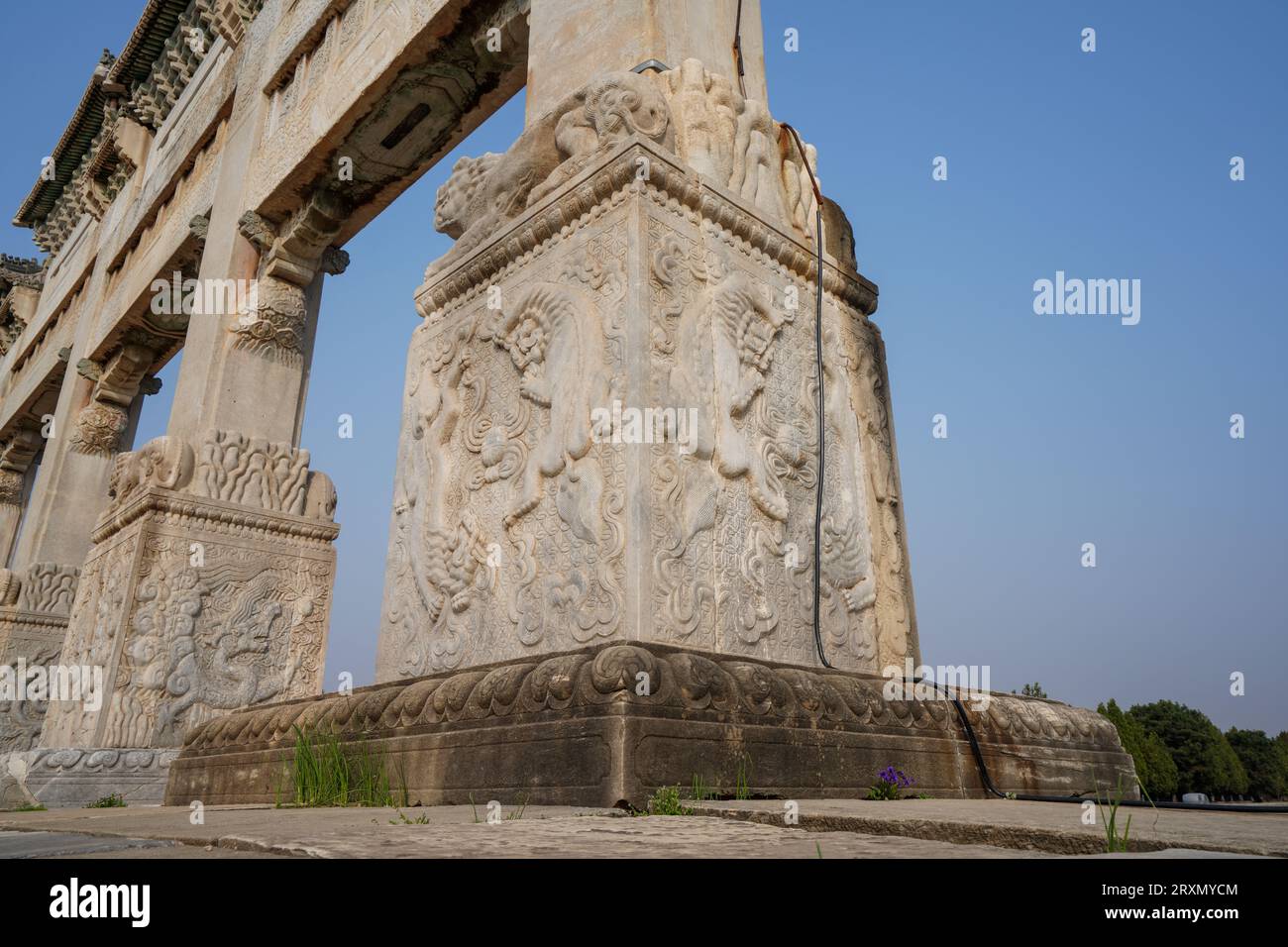 Exquisite stone carvings in the Eastern Tombs of the Qing Dynasty ...