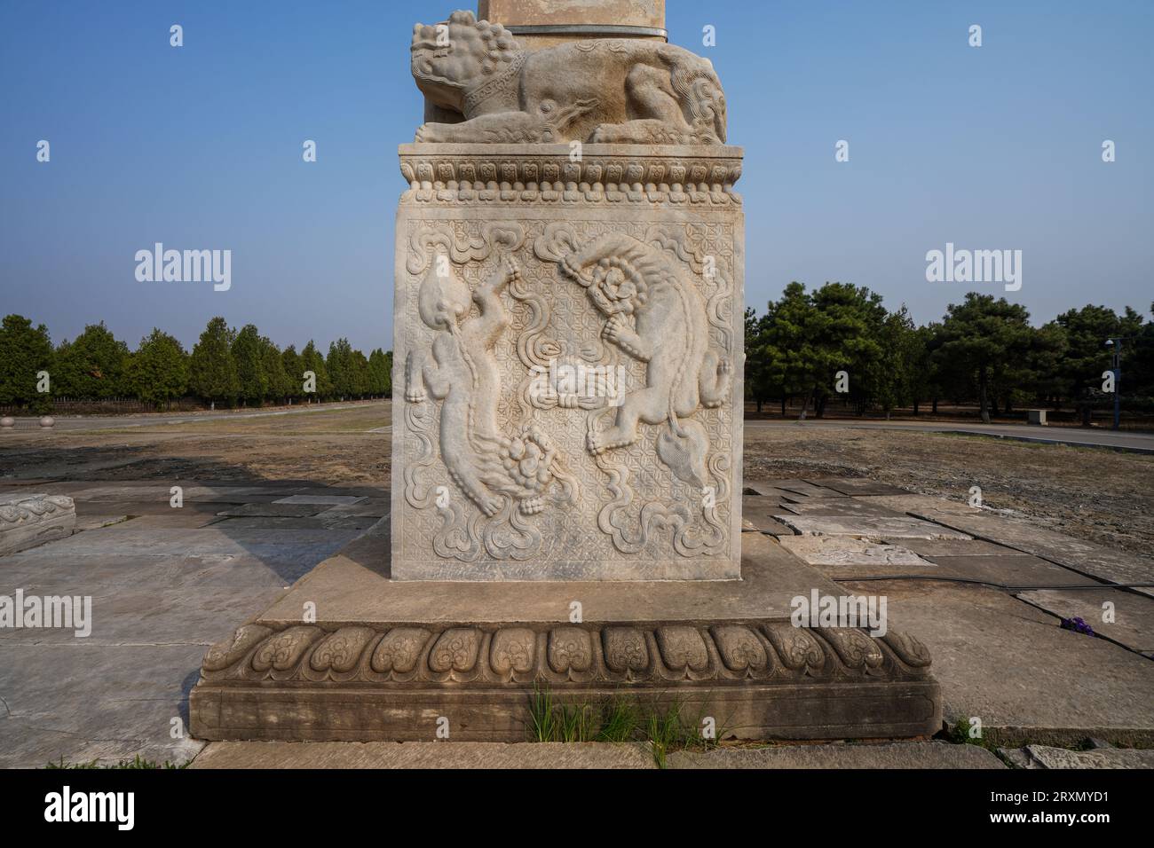 Exquisite stone carvings in the Eastern Tombs of the Qing Dynasty ...