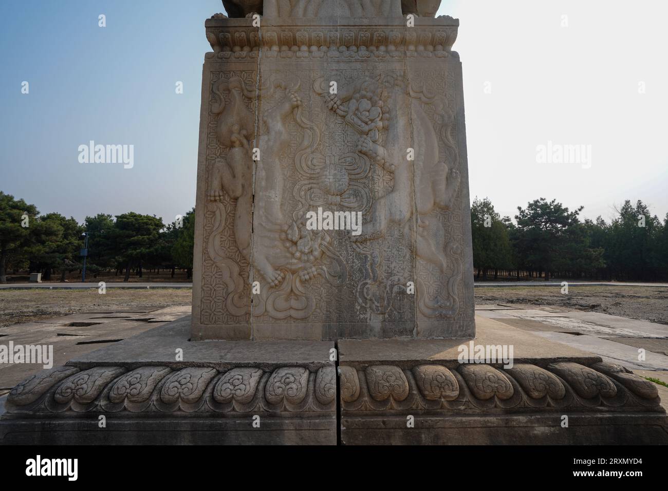 Exquisite stone carvings in the Eastern Tombs of the Qing Dynasty ...