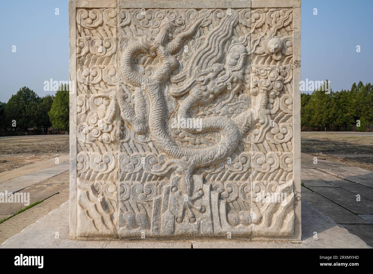 Exquisite stone carvings in the Eastern Tombs of the Qing Dynasty ...