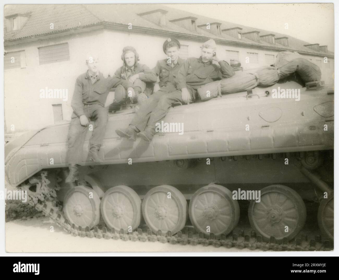 BMP-1 infantry fighting vehicle Stock Photo - Alamy BMP-1 infantry fighting vehicle Stock Photo - Alamy