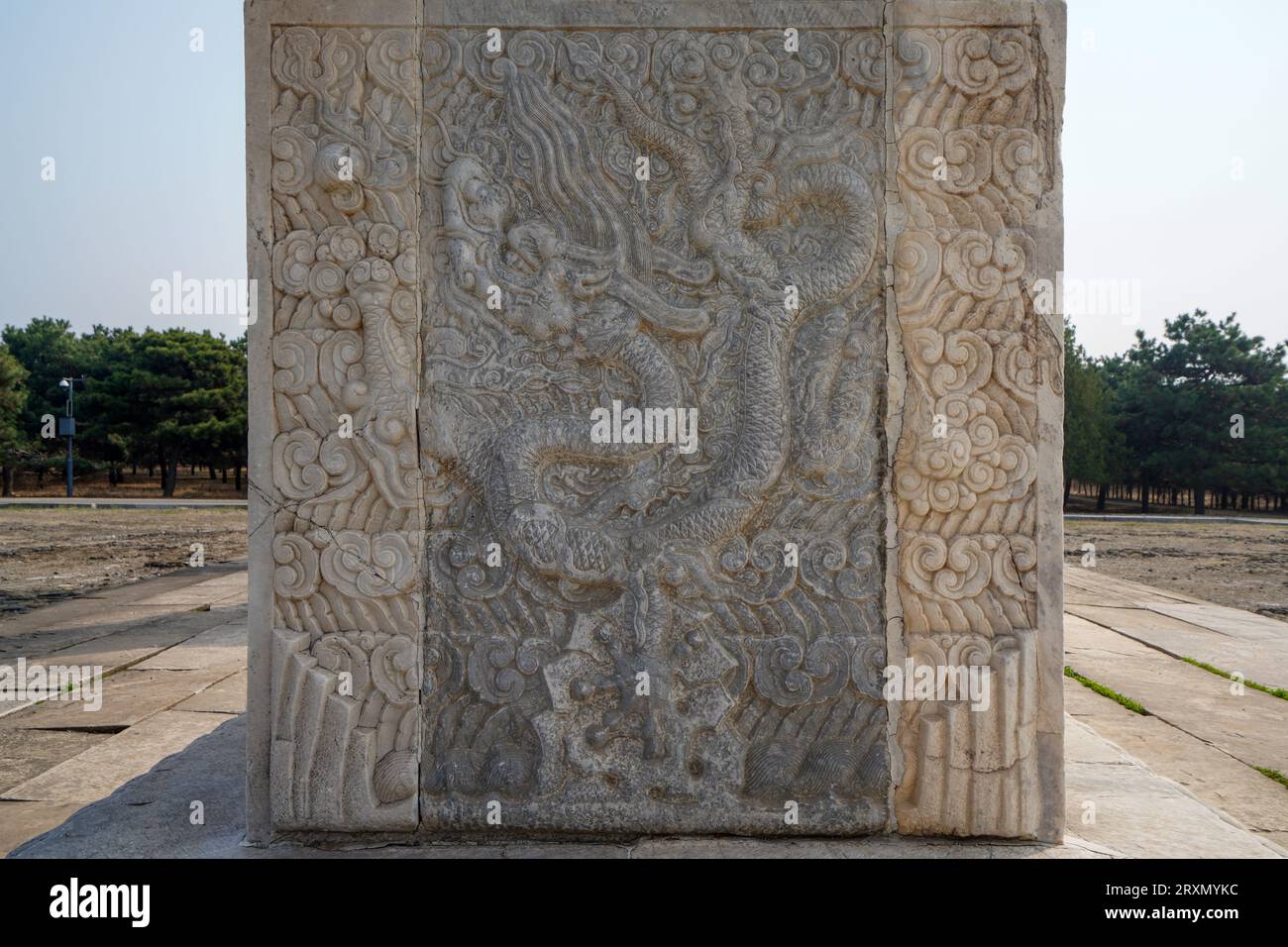 Exquisite stone carvings in the Eastern Tombs of the Qing Dynasty ...
