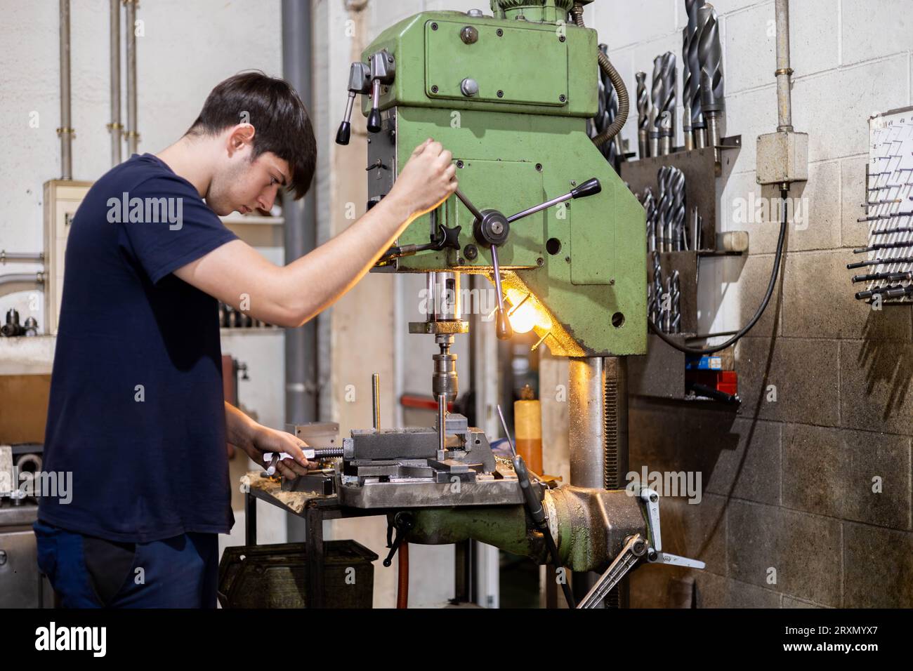 Drilling machine worker hi-res stock photography and images - Alamy