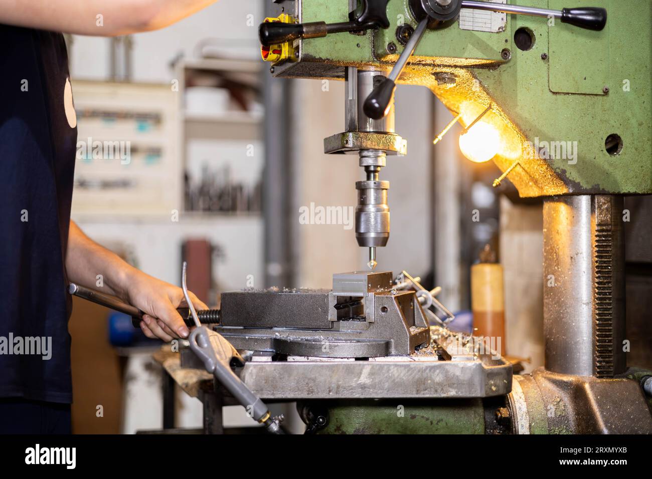 Drilling machine worker hi-res stock photography and images - Alamy