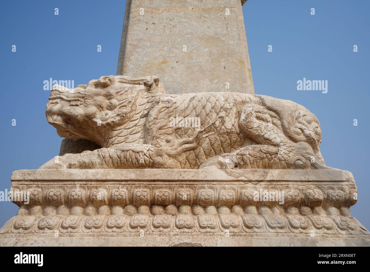 Exquisite stone carvings in the Eastern Tombs of the Qing Dynasty ...