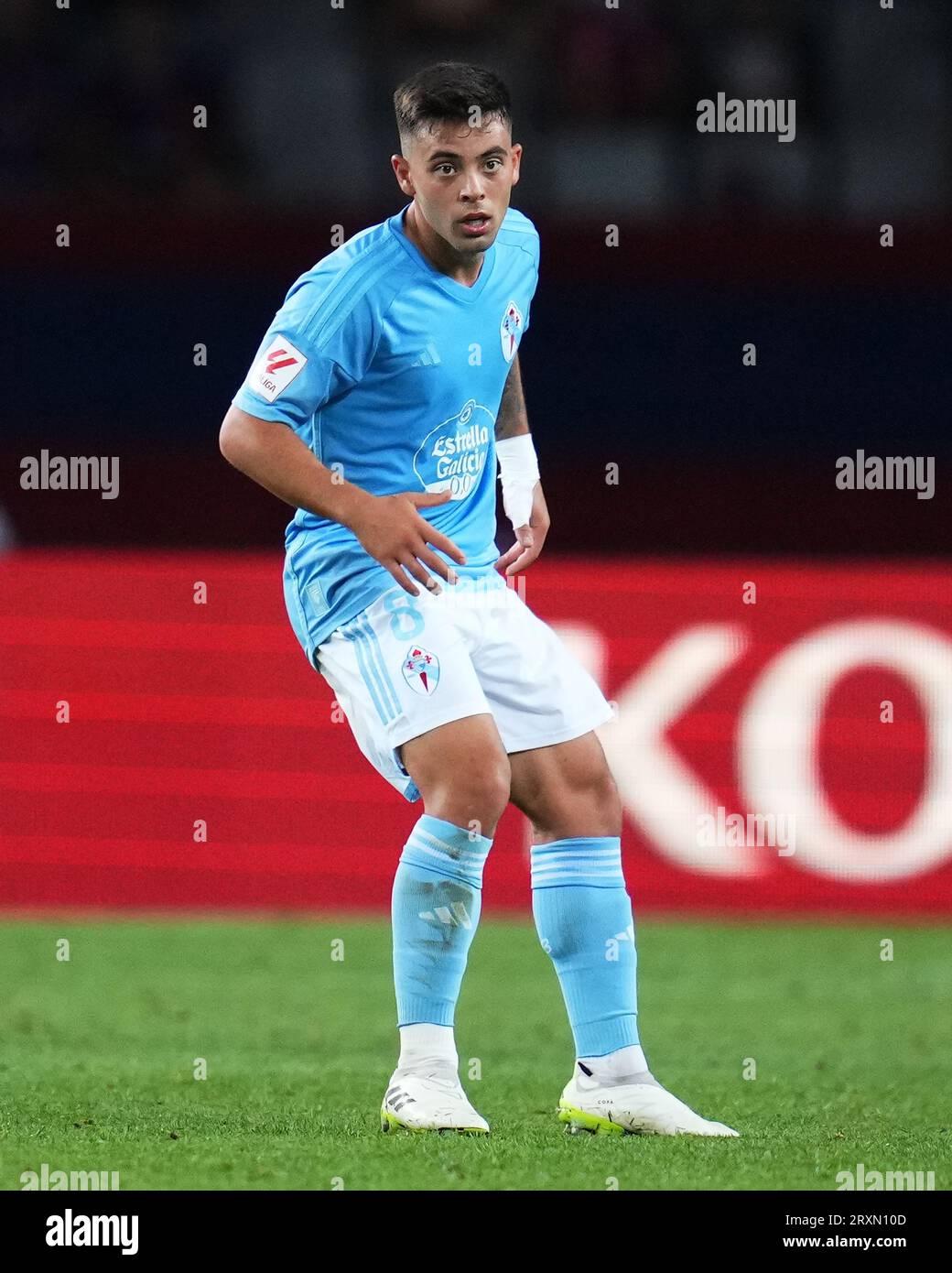 Fran Beltran of RC Celta during the La Liga EA Sports match between FC ...